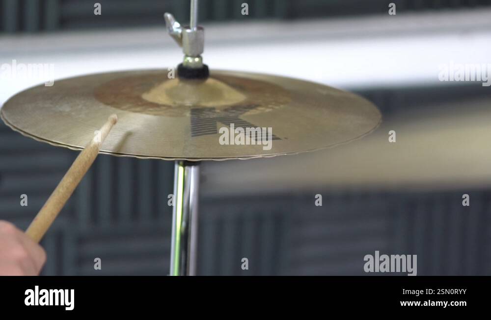 Pitched percussion Stock Videos & Footage - HD and 4K Video Clips - Alamy