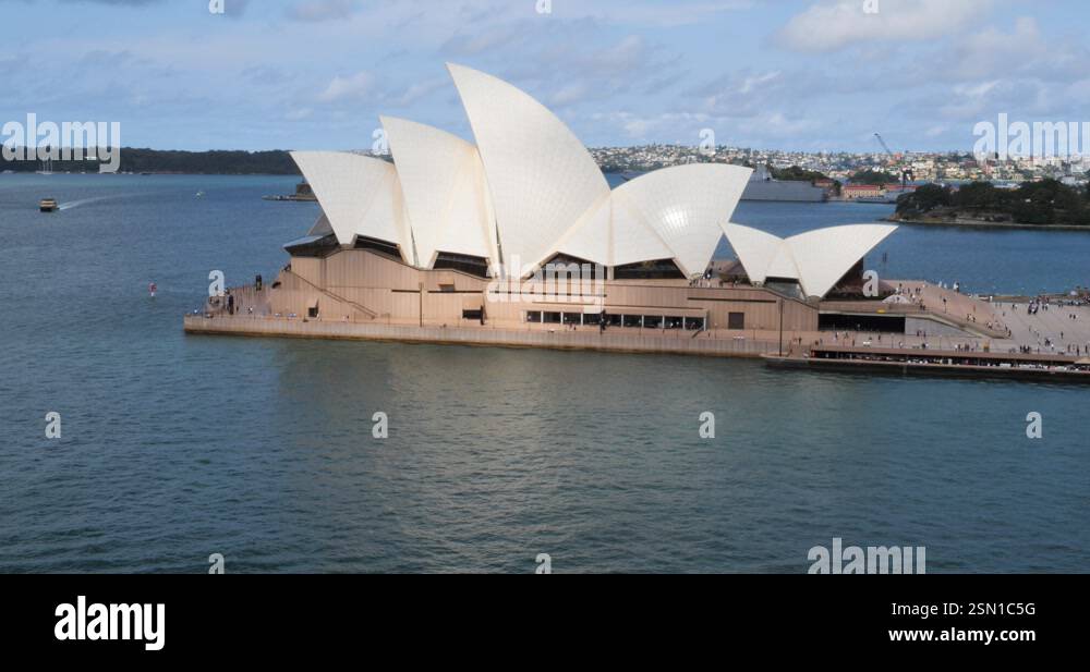 Sydney Opera House,one of the most famous and recognizable buildings of ...