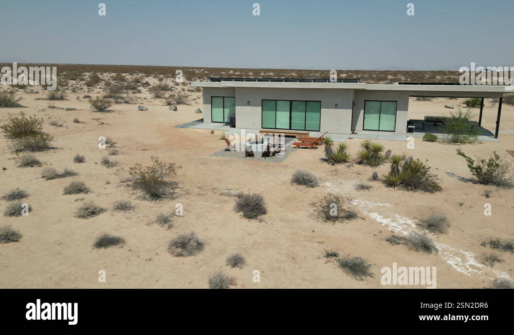 Desert pit Stock Videos & Footage - HD and 4K Video Clips - Alamy