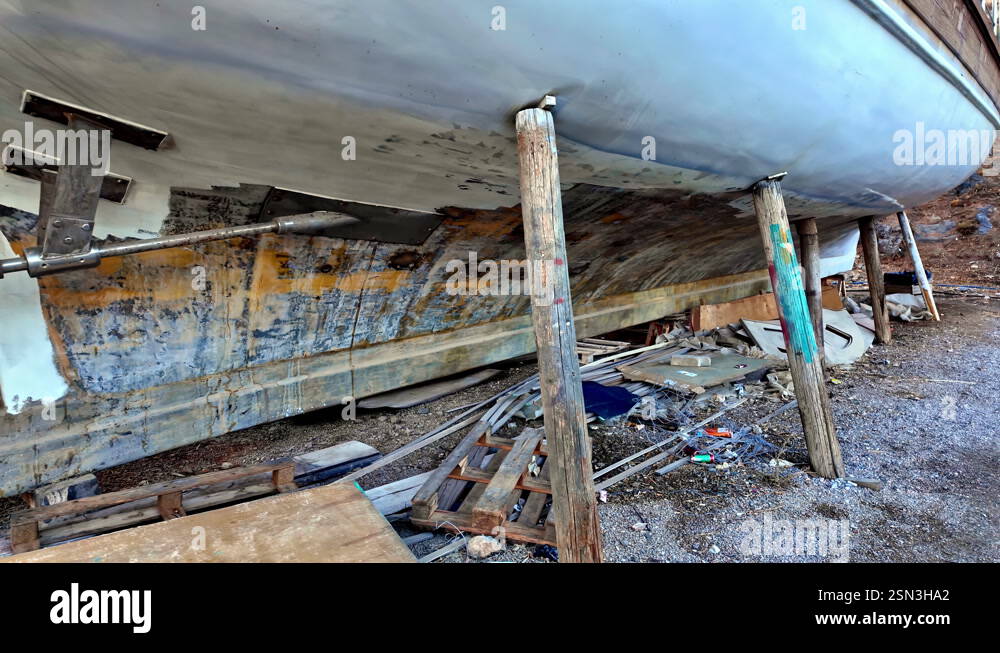 Boat body shell hull bottom structure used condition peeled paint ...