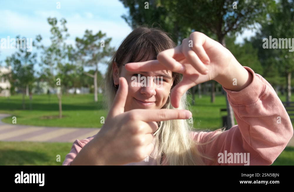 Hand frame Stock Videos & Footage - HD and 4K Video Clips - Alamy