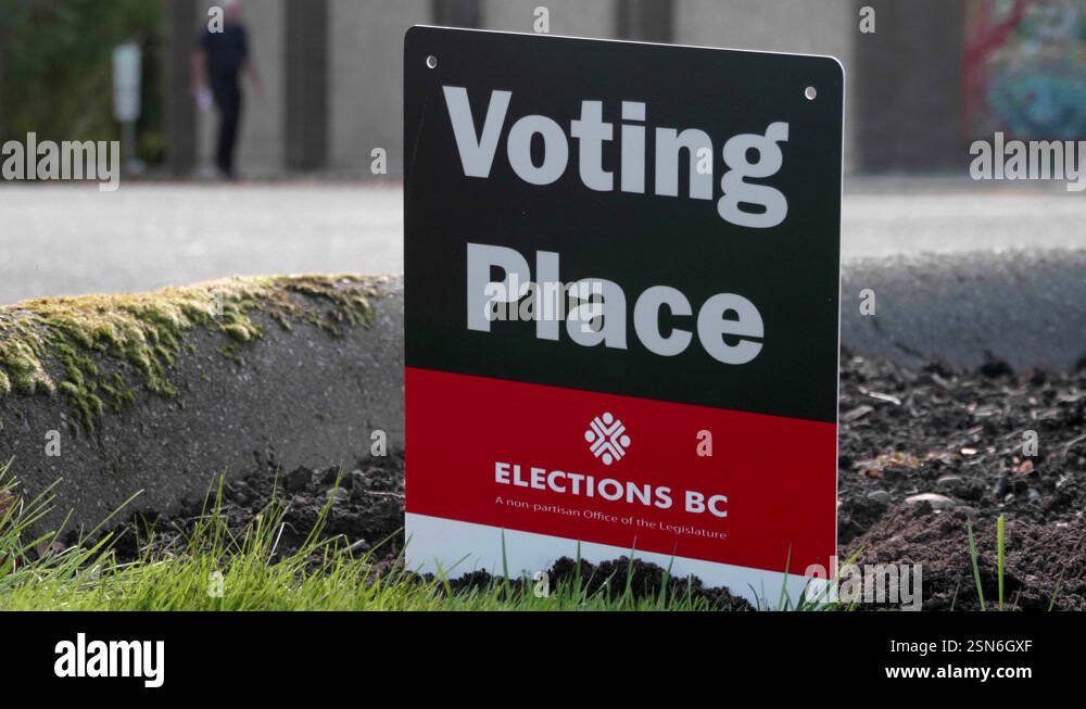 Canada place sign Stock Videos & Footage - HD and 4K Video Clips - Alamy