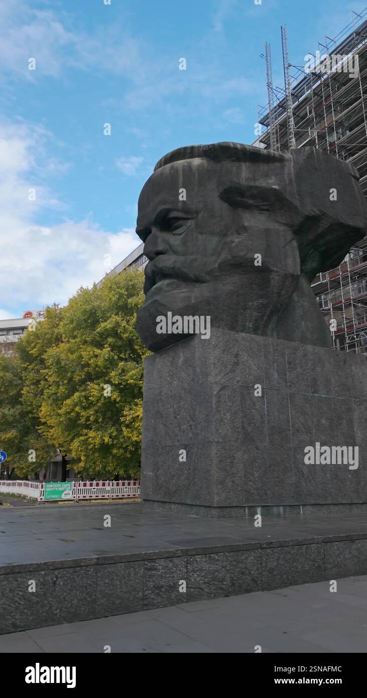 The Karl Marx head statue of Chemnitz, the European Capital of Culture ...