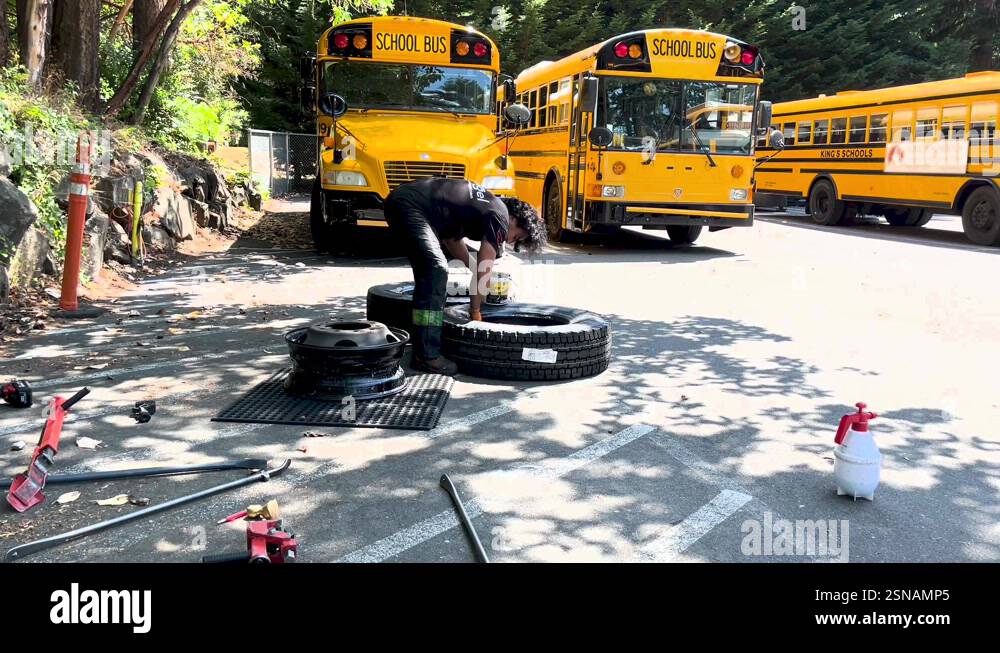 Bus tires Stock Videos & Footage - HD and 4K Video Clips - Alamy
