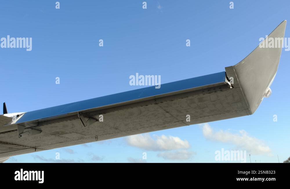 Aluminium aircraft wing Stock Videos & Footage - HD and 4K Video Clips ...