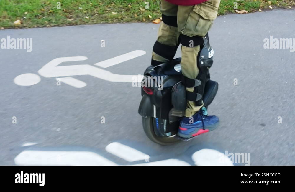 Mobility device Stock Videos & Footage - HD and 4K Video Clips - Alamy