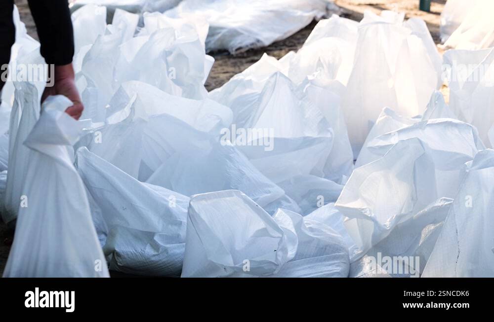 Prevent splash Stock Videos & Footage - HD and 4K Video Clips - Alamy