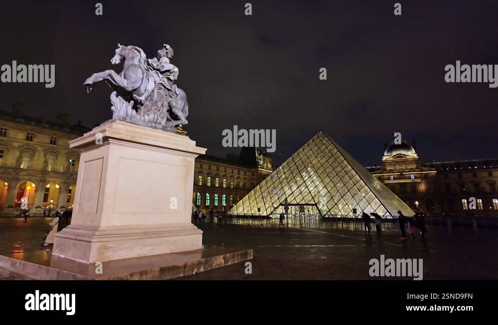 Louvre statue pyramid Stock Videos & Footage - HD and 4K Video Clips ...