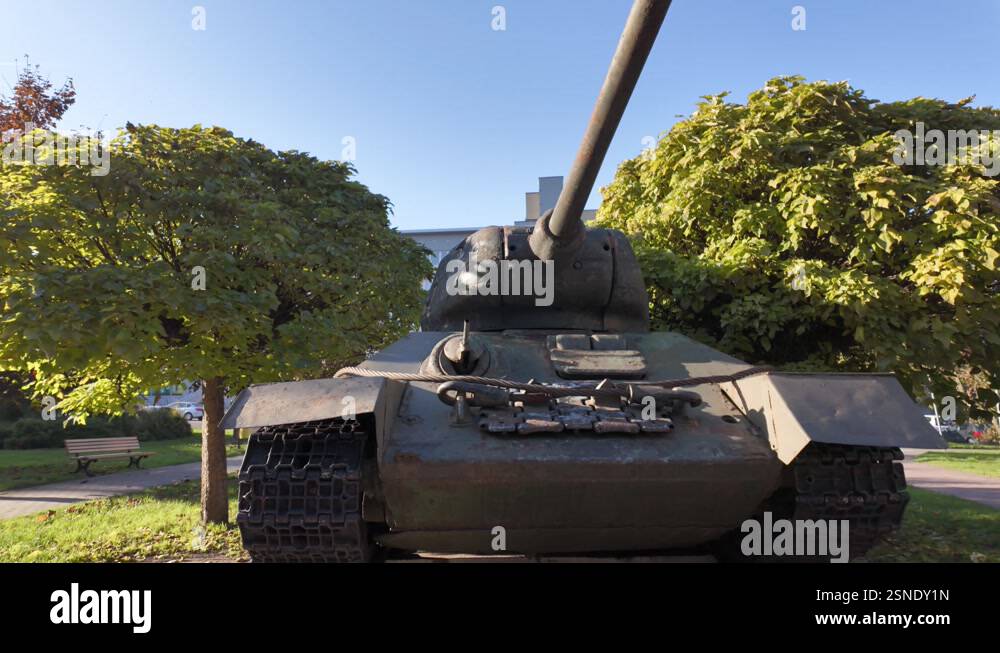 Soviet T-34 medium tank, world war II, artillery gun on armored turret ...