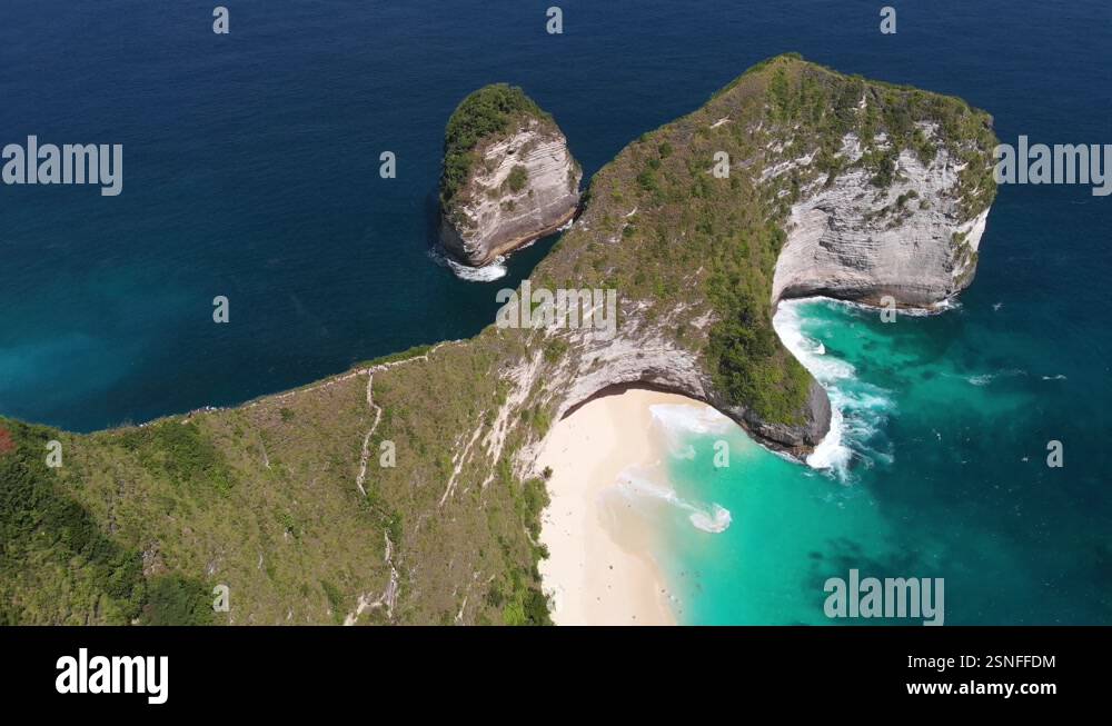 Rock formation T-Rex, Kelingking Beach, Island Nusa Penida, Indonesia ...