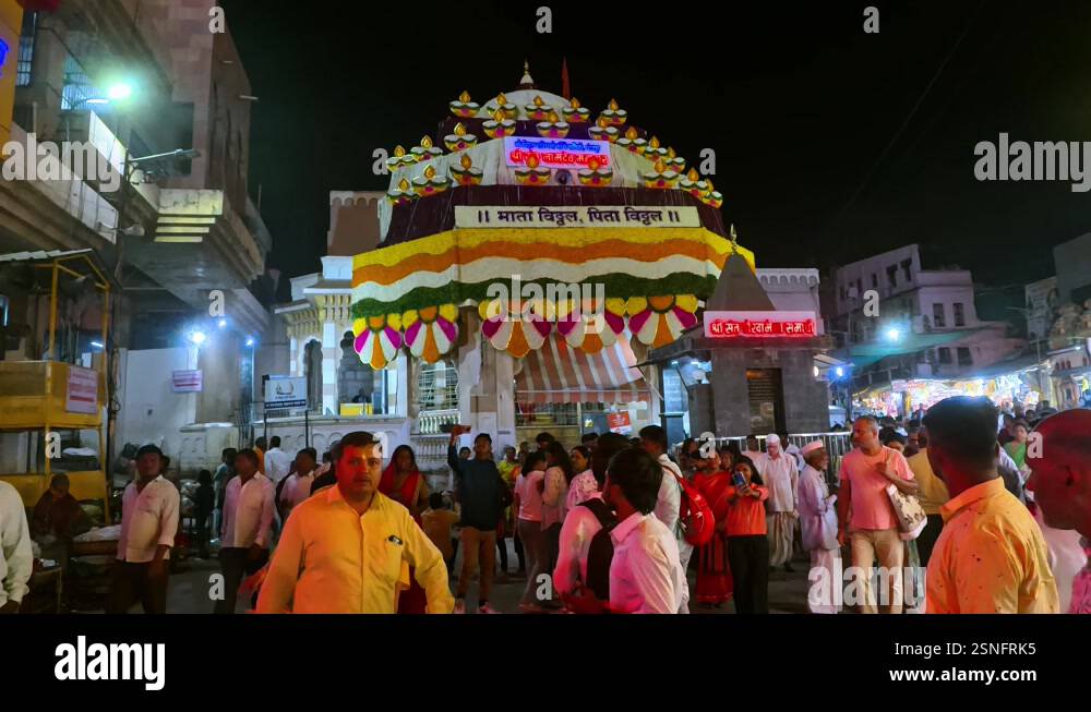 Vitthal Temple at Pandharpur, Vitthal Rukmini Temple, Maharashtra India ...