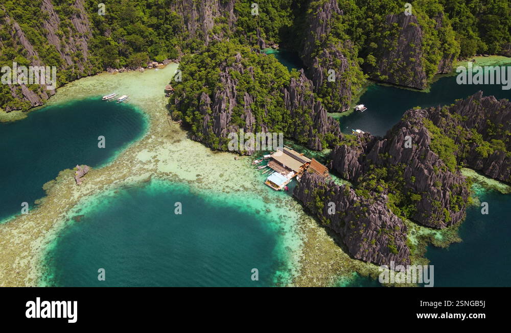 Floating Restaurant At Twin Lagoon In Coron Island, Palawan ...