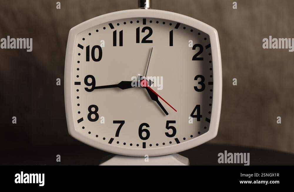 4 45 time Stock Videos & Footage - HD and 4K Video Clips - Alamy