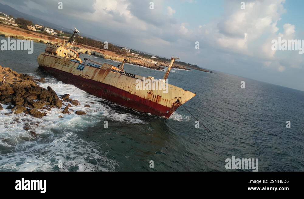 Shipwreck on rocks Stock Videos & Footage - HD and 4K Video Clips - Alamy