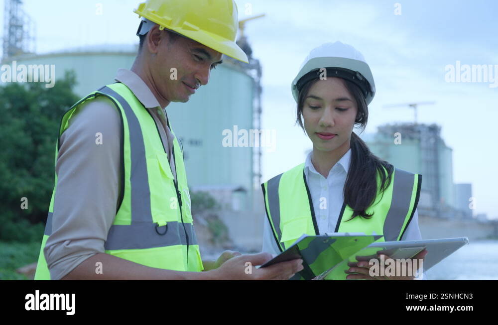 Engineerduo Stock Videos & Footage - HD and 4K Video Clips - Alamy