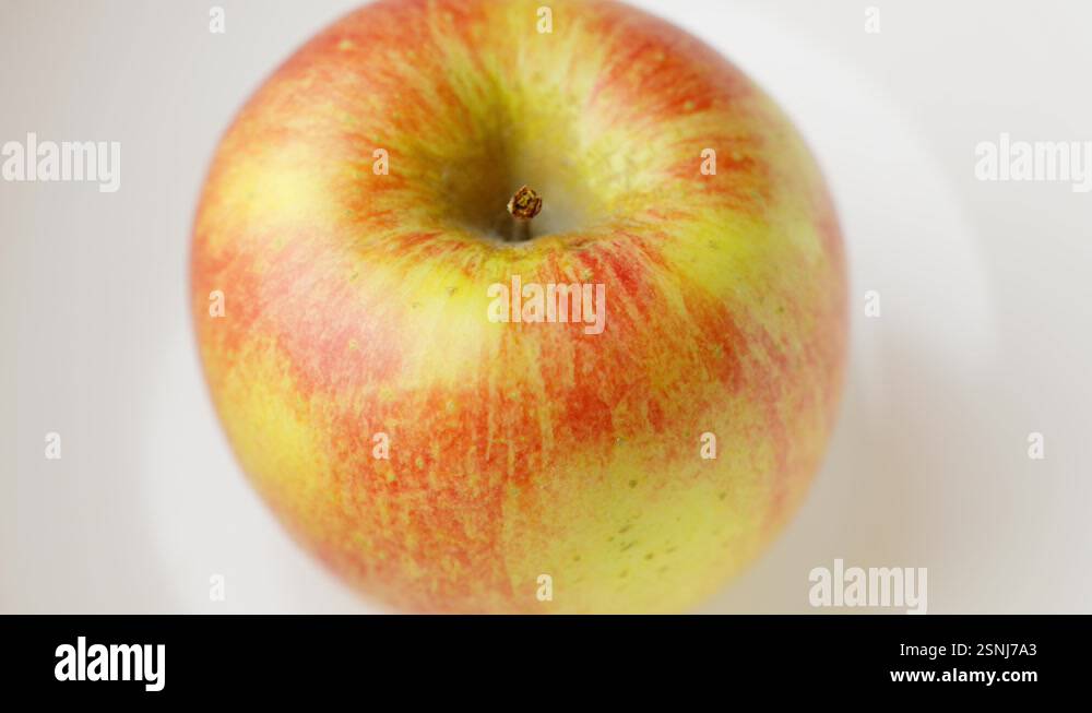 Gradient apple Stock Videos & Footage - HD and 4K Video Clips - Alamy