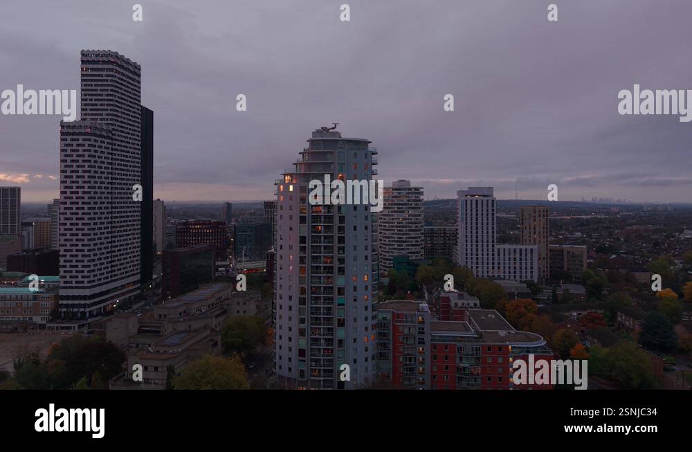 Croydon skyscraper Stock Videos & Footage - HD and 4K Video Clips - Alamy