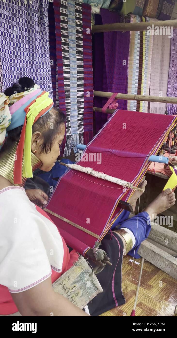 Karen tribe, long-necked woman, tribal woman, weaving cloth, for ...