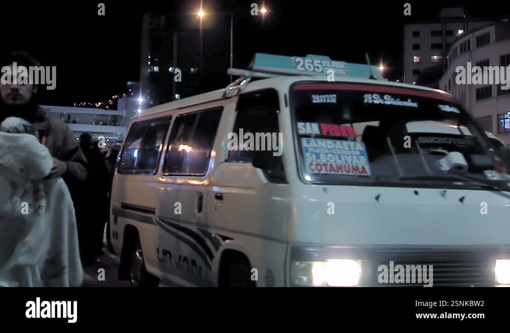 Buses in street la Stock Videos & Footage - HD and 4K Video Clips - Alamy