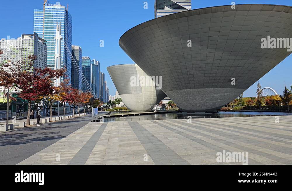 Tri-bowl, Art Gallery Building At Songdo Central Park In Incheon, South ...