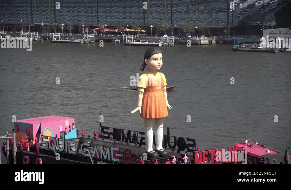 A 12-meter-tall statue of Young-hee, the iconic doll from Netflix's ...