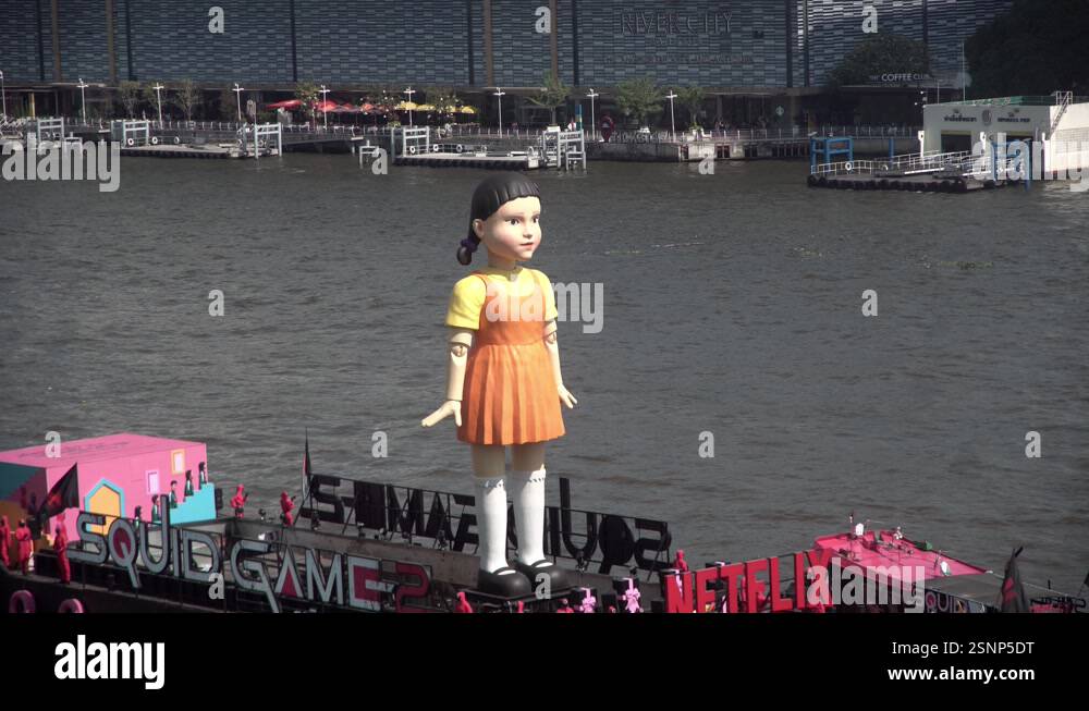 A 12-meter-tall statue of Young-hee, the iconic doll from Netflix's ...