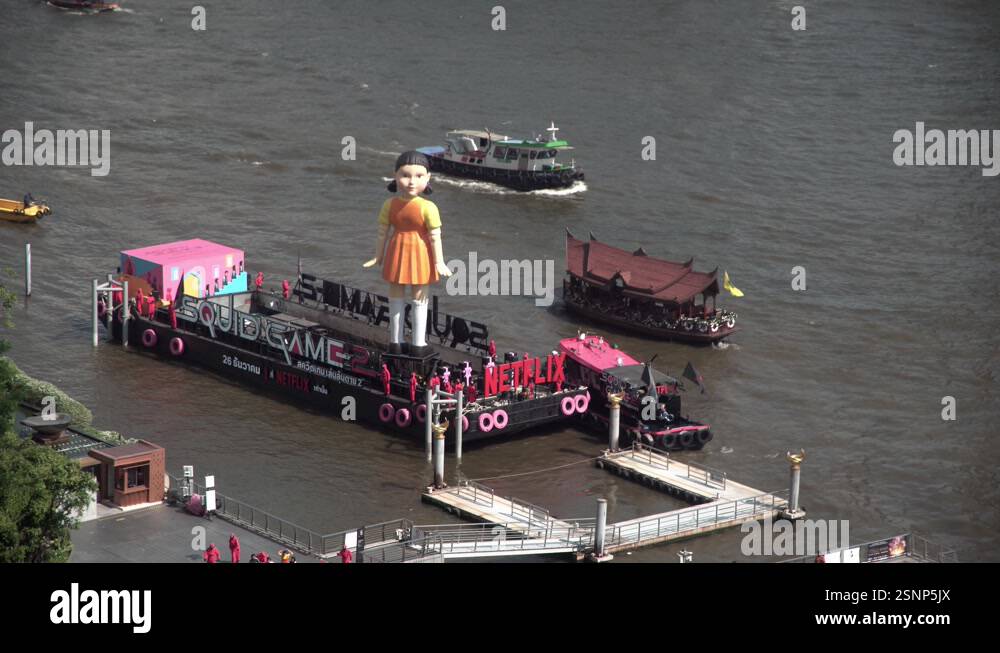 A 12-meter-tall statue of Young-hee, the iconic doll from Netflix's ...