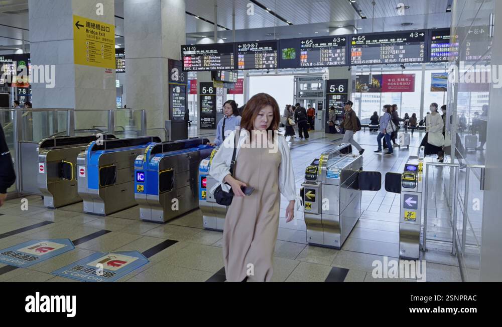 Ic cards Stock Videos & Footage - HD and 4K Video Clips - Alamy