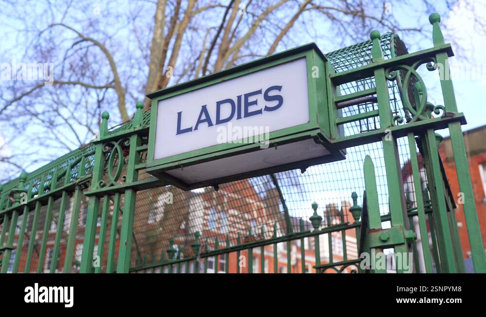 Classic toilet sign Stock Videos & Footage - HD and 4K Video Clips - Alamy