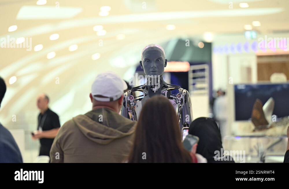 Experience the future: Ameca, the world’s most advanced humanoid robot ...
