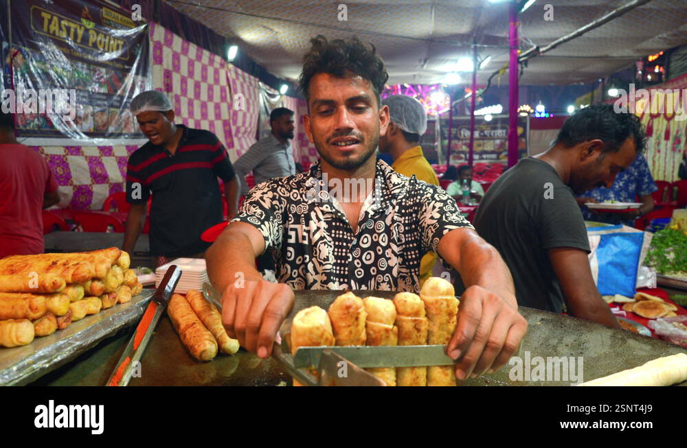 Tradition street food stall, Mumbai, India Editorial Use 22 Dec 2024 ...