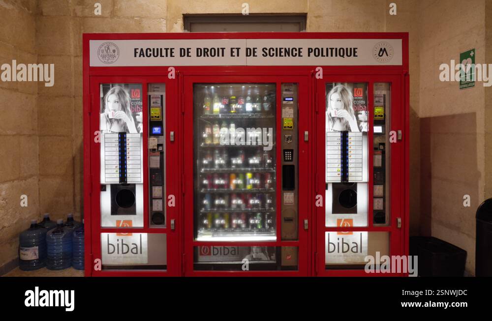 Food vending machine france Stock Videos & Footage - HD and 4K Video ...