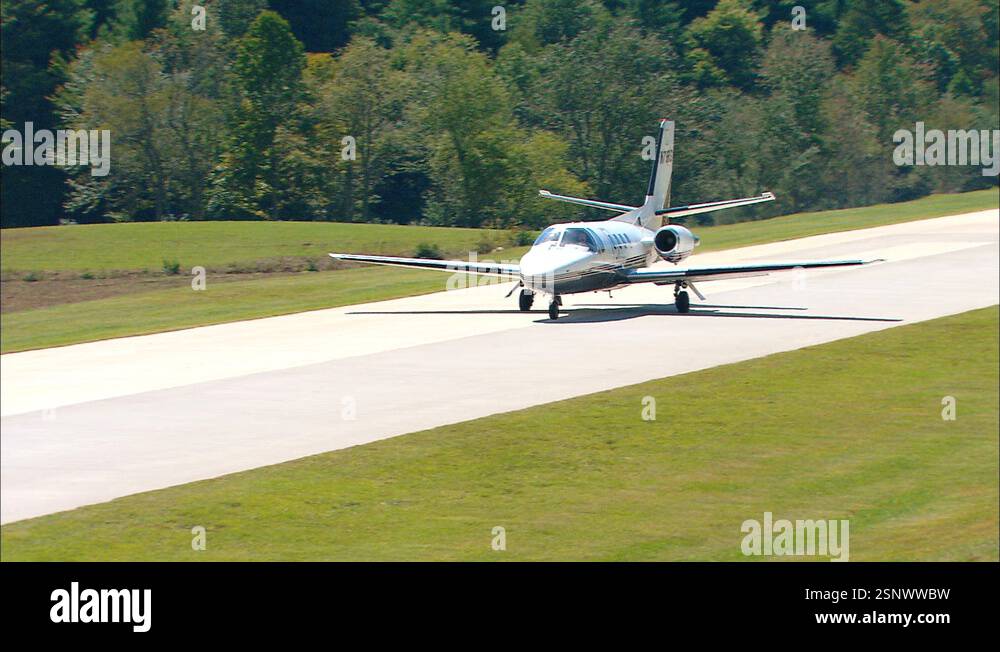 Cessna 500 Stock Videos & Footage - HD and 4K Video Clips - Alamy