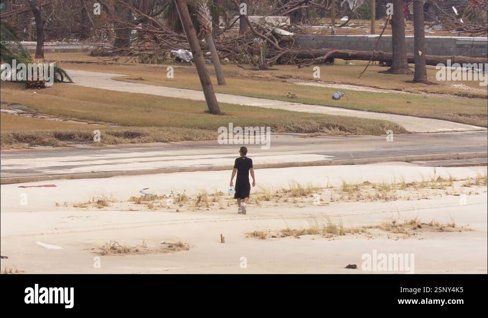 Hurricane Katrina Beach Devastation Stock Video Footage - Alamy