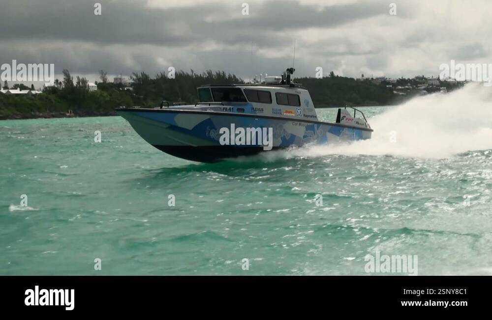 Racing boat navigating in the Bahamas Stock Video Footage - Alamy