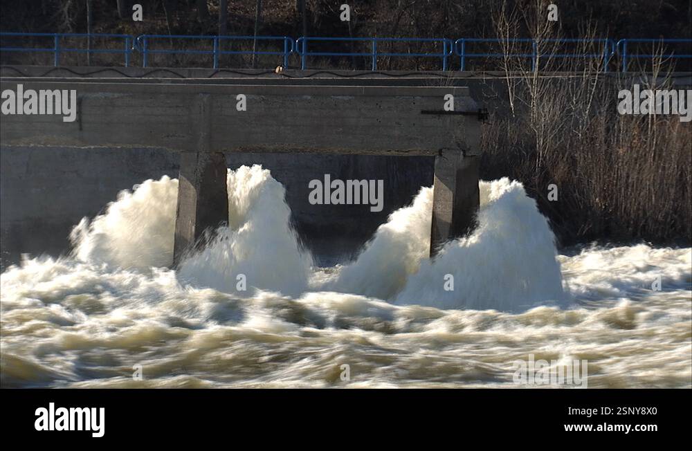 Hydro Dam Fox River Two Pillar - MCU Stock Video Footage - Alamy