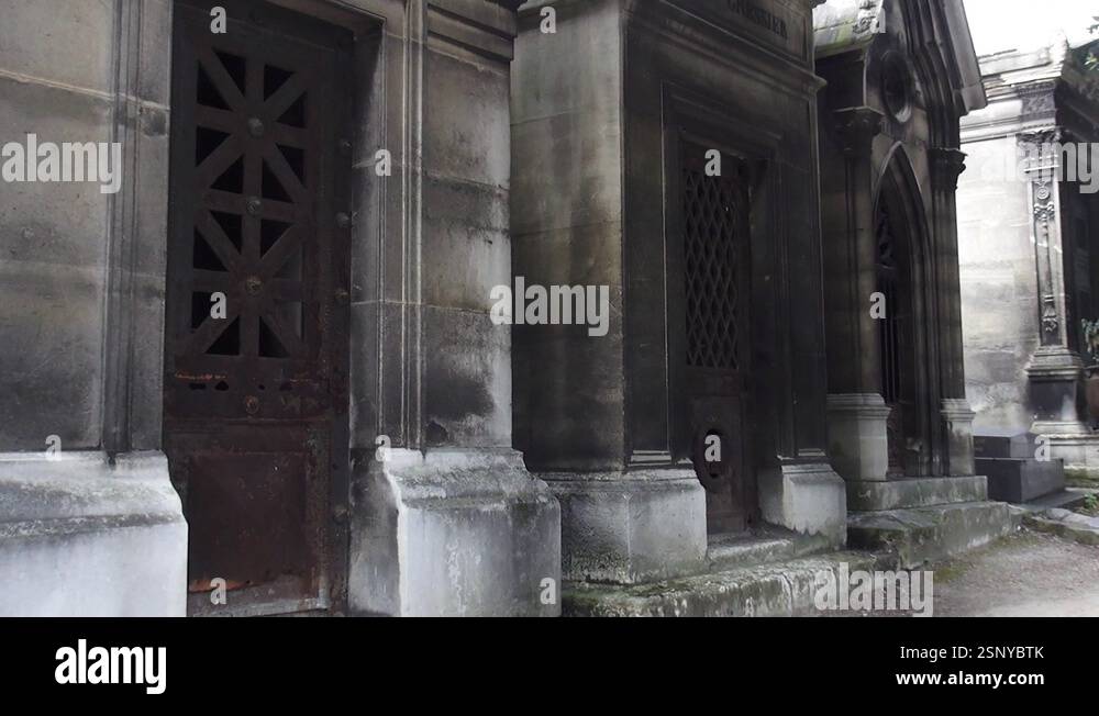 Paris cemetery pere lachaise Stock Videos & Footage - HD and 4K Video ...