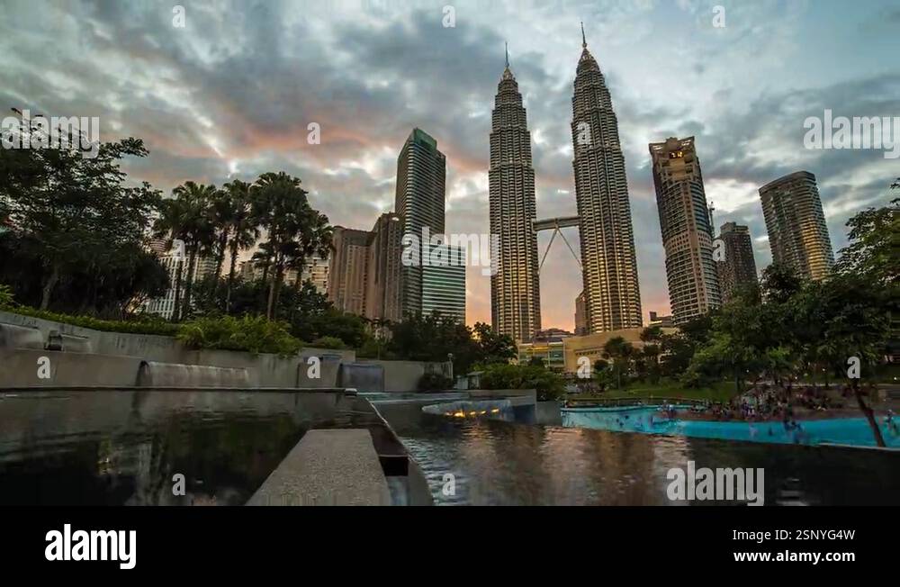KLCC Park Sunset Timelapse Stock Video Footage - Alamy