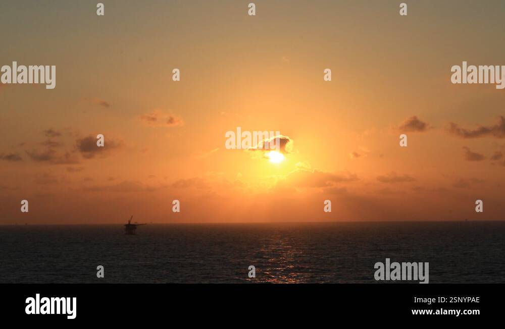 Dramatic Sunset in The Middle of The Ocean Stock Video Footage - Alamy