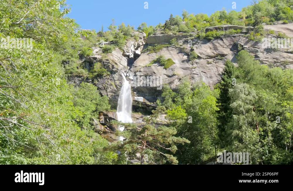 alpine waterfall 4k Stock Video Footage - Alamy