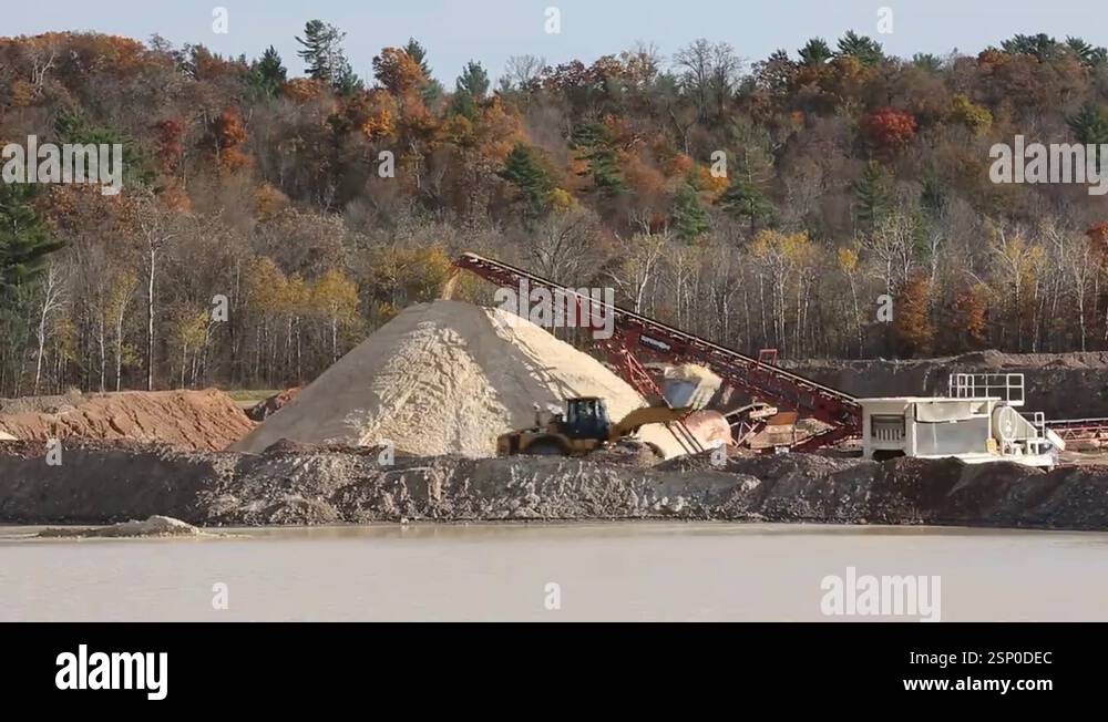 Frack sand Stock Videos & Footage - HD and 4K Video Clips - Alamy