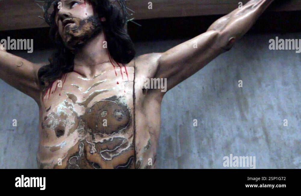 Statue of Jesus Christ crucified Stock Video Footage - Alamy