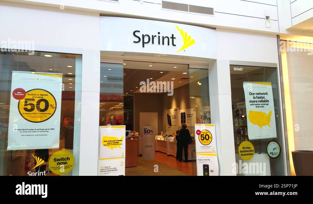 Phone carrier Stock Videos & Footage - HD and 4K Video Clips - Alamy