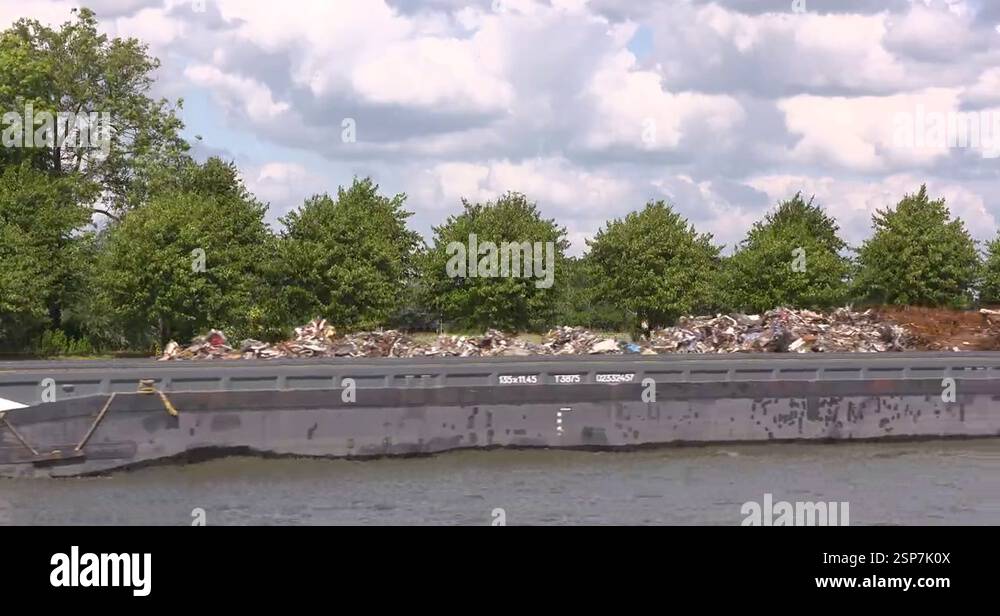 Scrap metal barge Stock Videos & Footage - HD and 4K Video Clips - Alamy