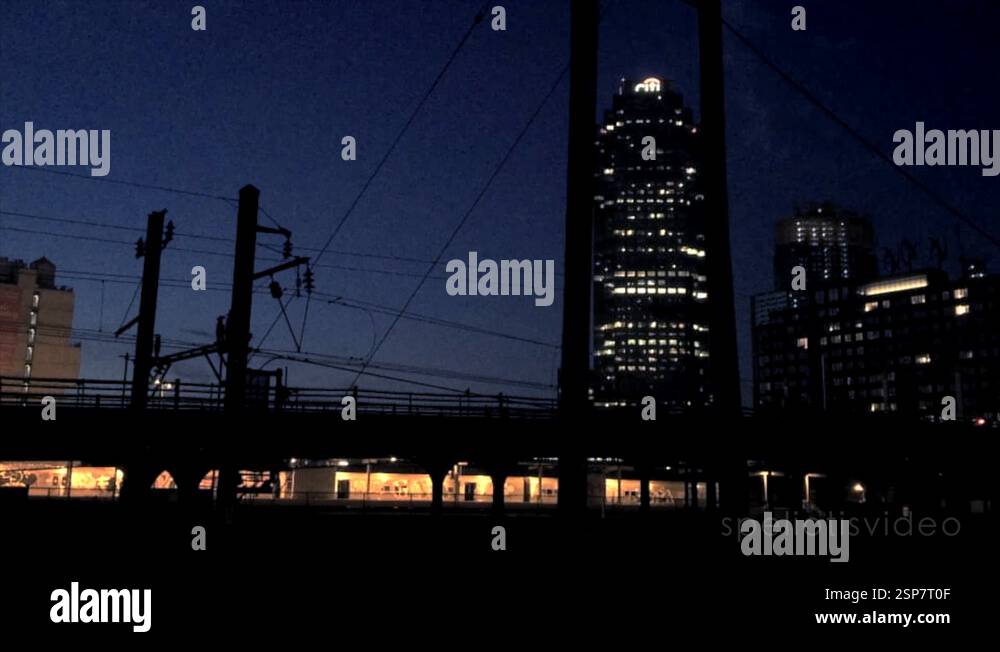 #7 train at Sunset going To and From Hunters' Point Ave Station Stock ...