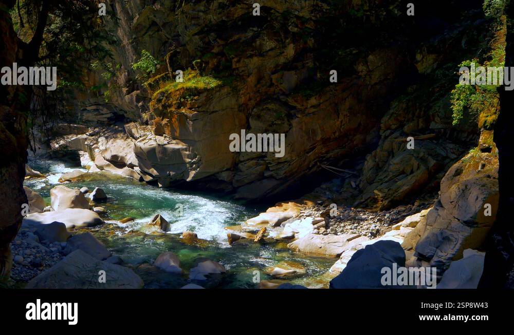 Canyon water feature Stock Videos & Footage - HD and 4K Video Clips - Alamy