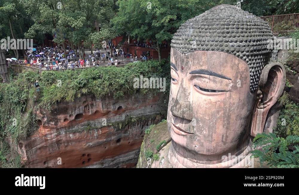 China sichuan leshan temple Stock Videos & Footage - HD and 4K Video ...