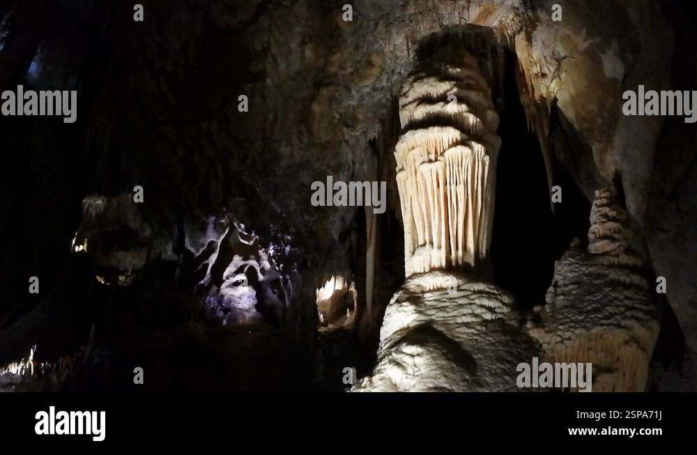 Jenolan caves australia Stock Videos & Footage - HD and 4K Video Clips ...