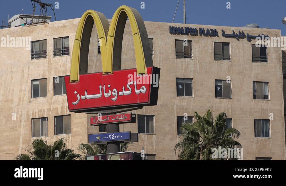 Fast food chain middle east Stock Videos & Footage - HD and 4K Video ...