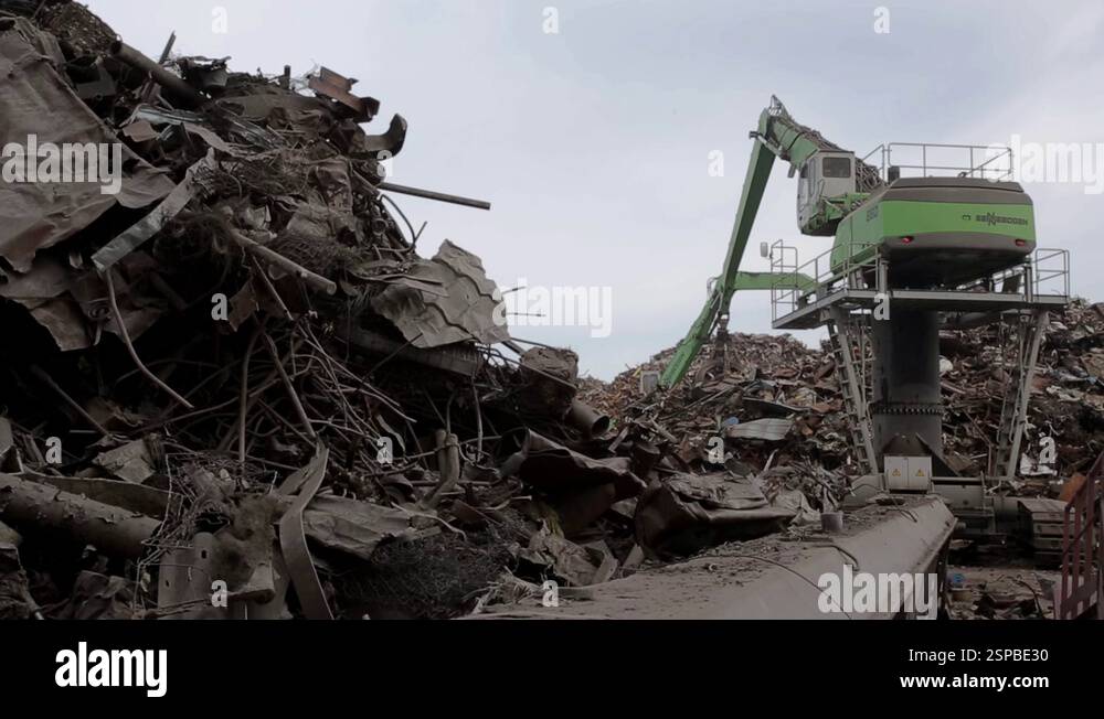 General scrap Stock Videos & Footage - HD and 4K Video Clips - Alamy